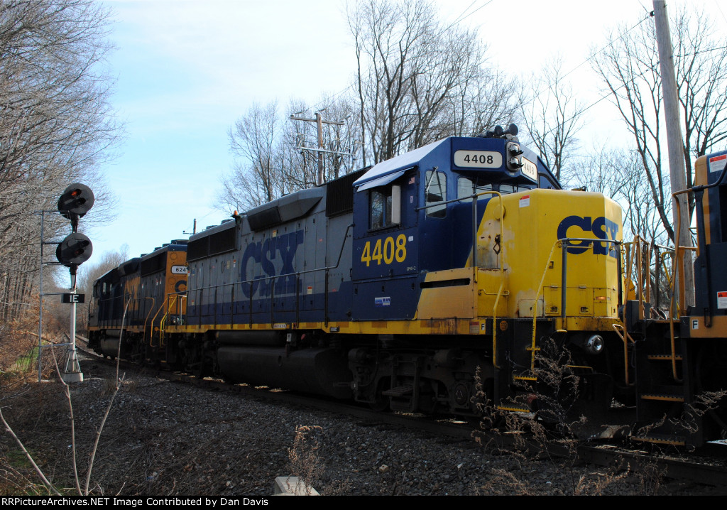 CSX GP40-2 4408 on C970-29